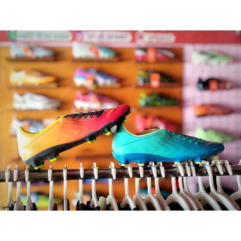 Jual Specs Accelerator Lightspeed 4 Pro FG | Shopee Indonesia