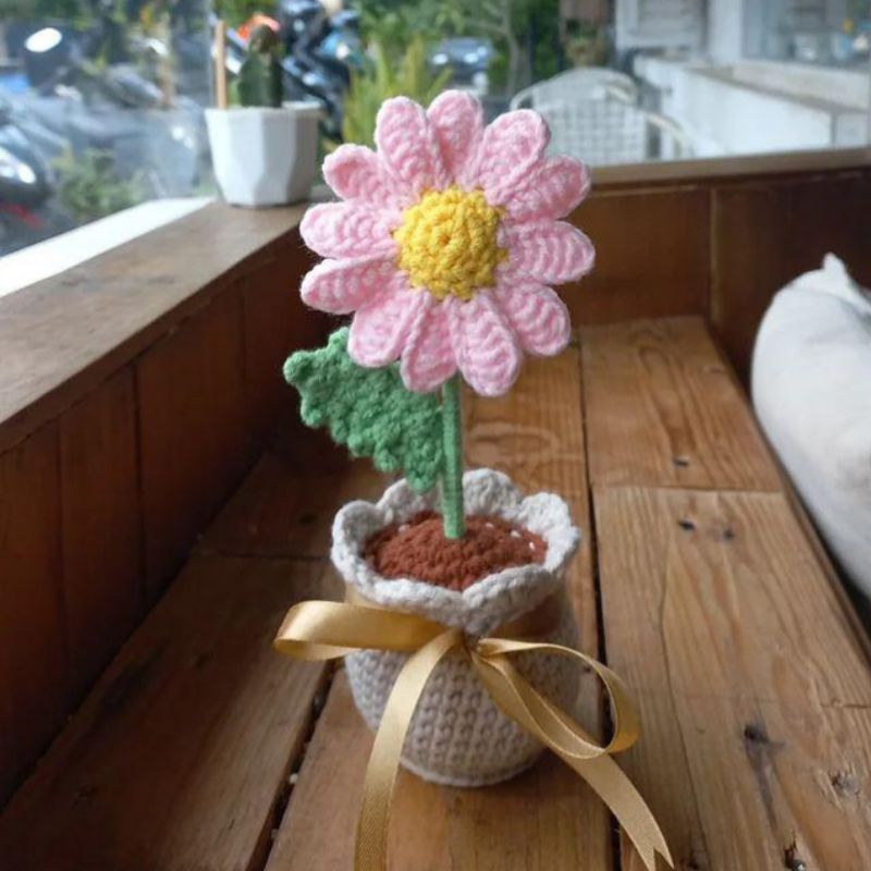 Jual Mini Daisy Flower Pot Crochet | Mini Pot Bunga Daisy Rajut ...