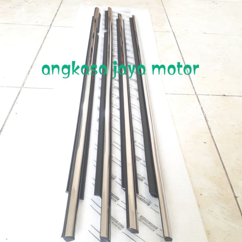 Jual karet pelipit list kaca luar Toyota Corolla Altis chrome tahun ...