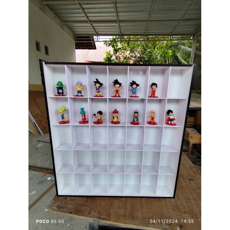 Jual CUSTOM RAK FIGURE ISI 35 TUTUP AKRILIK | Shopee Indonesia