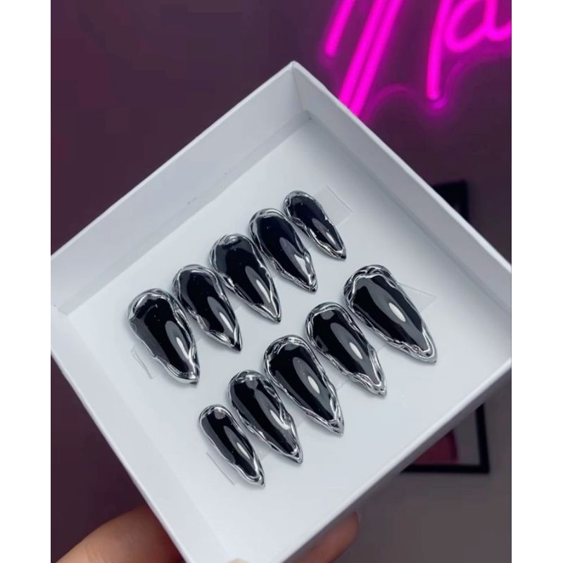 Jual Kuku Palsu Hitam Chrome Silver| Press On Nails Free Lem | Shopee Indonesia