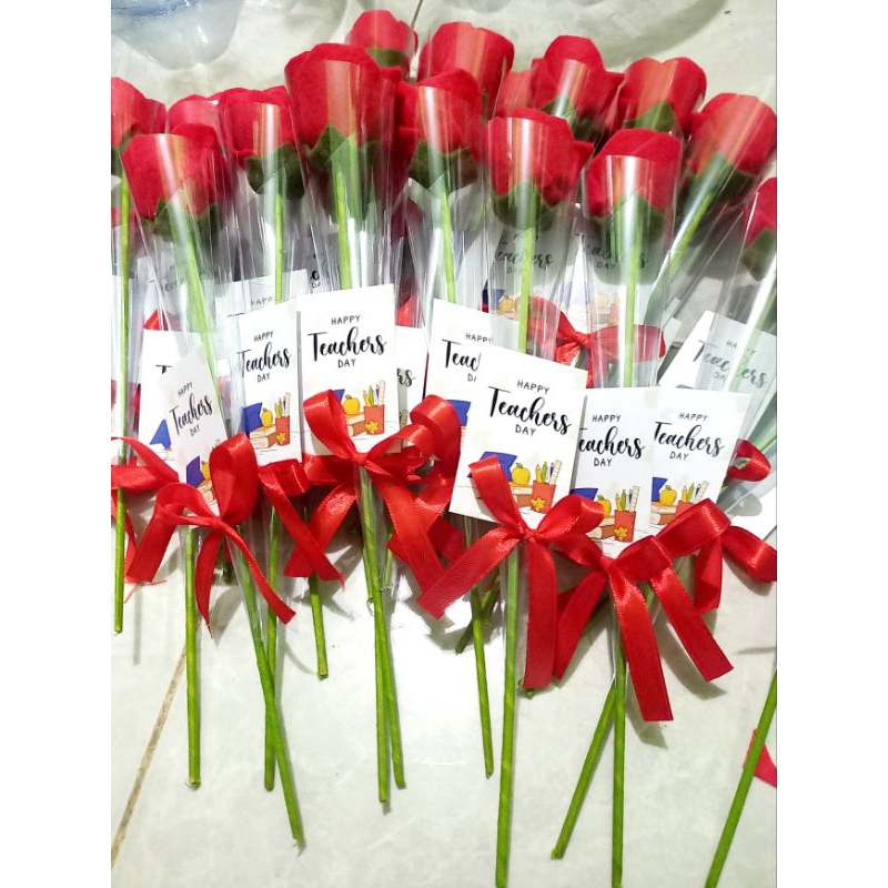 Jual Buket Bunga Wisuda Satuan | Bunga Flanel | Bunga tangkai wisuda ...
