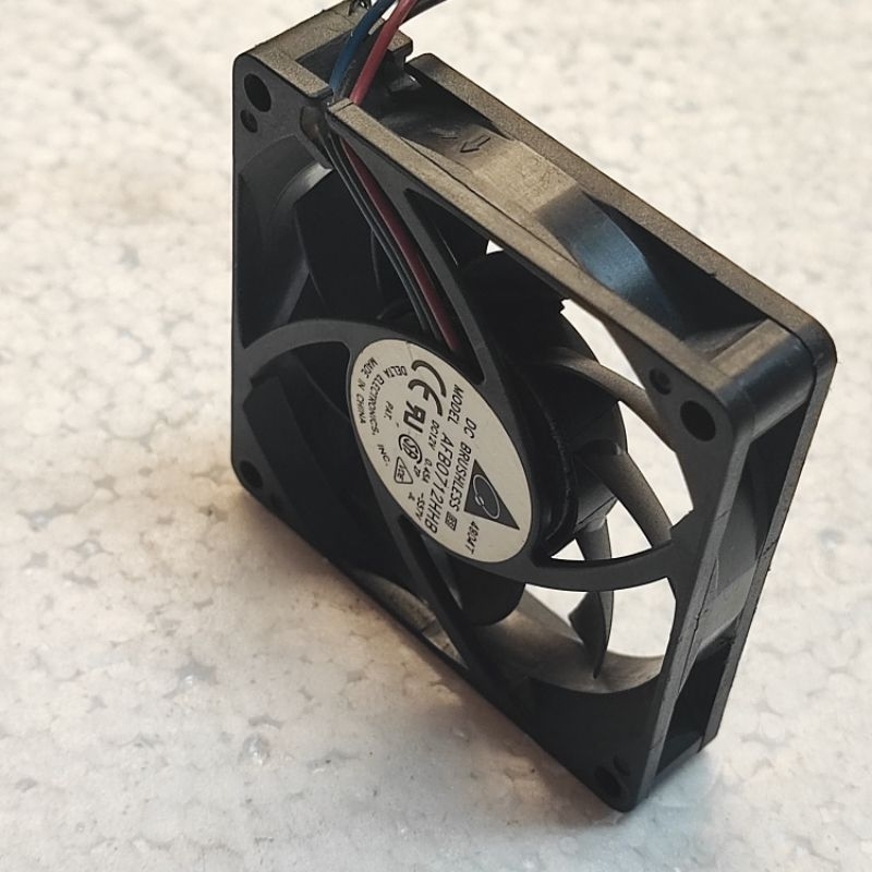 Jual Kipas blower tipis DELTA 7cm 12V 0,45A angin kencang | Shopee ...