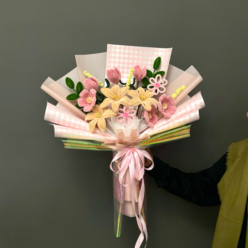 Jual 𝐏𝐀𝐏𝐄𝐑𝐔𝐒𝐇 [BKBJ] Buket Kawat Bulu / Hadiah wisuda graduation ...