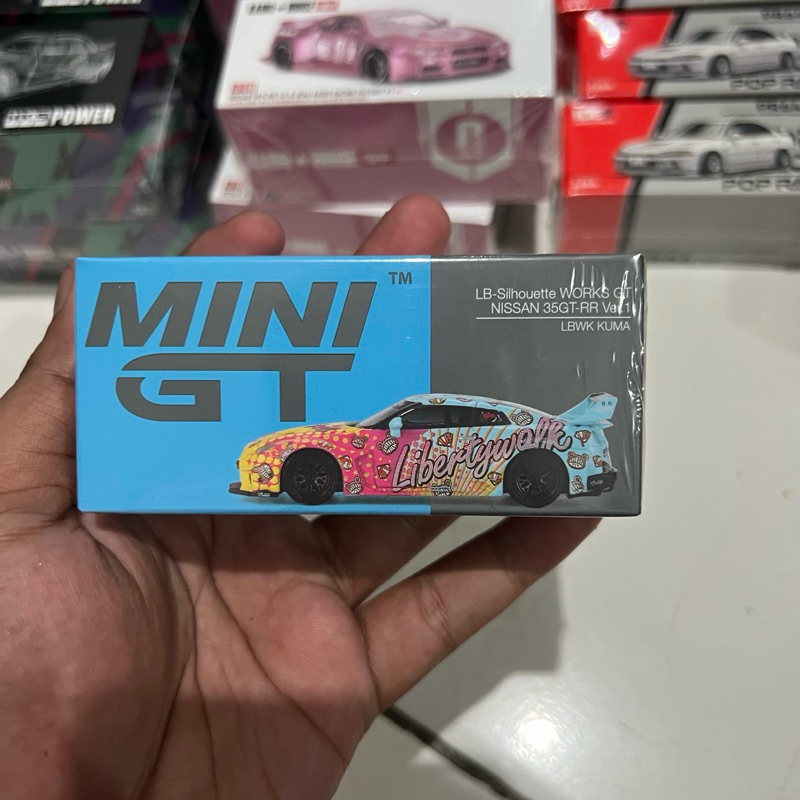 Jual MINI GT NISSAN GT R35 KUMA GRAFITTI LBWK | Shopee Indonesia