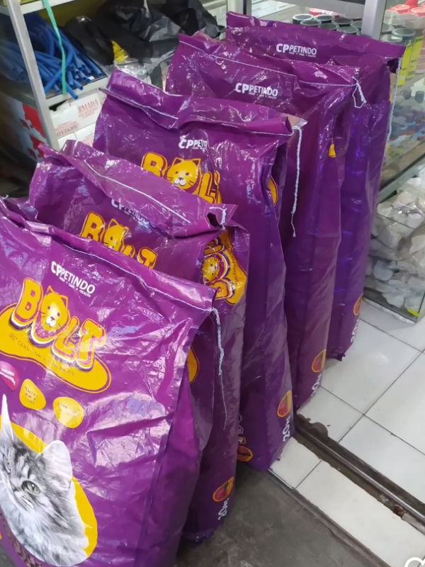 Jual Grosir!! 5kg BOLT ungu ikan tuna baru pakan kucing repack ORIGINAL ...