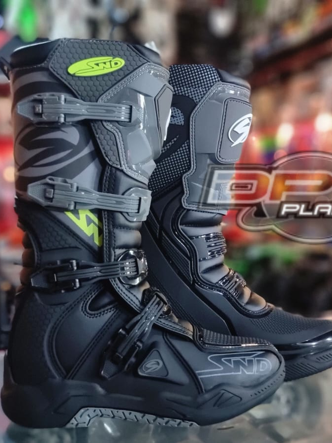 Jual Sepatu SND Cross NEW Limited Edition | Shopee Indonesia