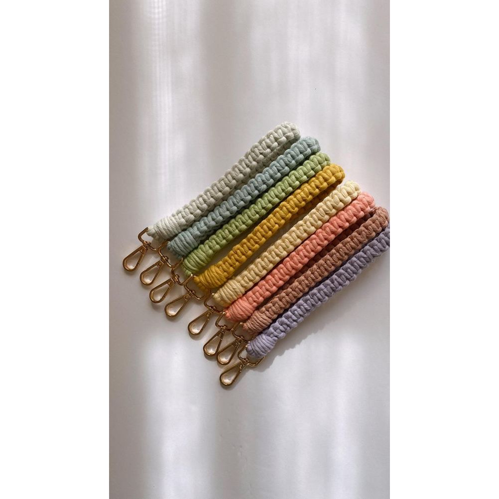 Jual Diy Kit Macrame Wristlet / Mini Wristlet / Phonestrap type ...