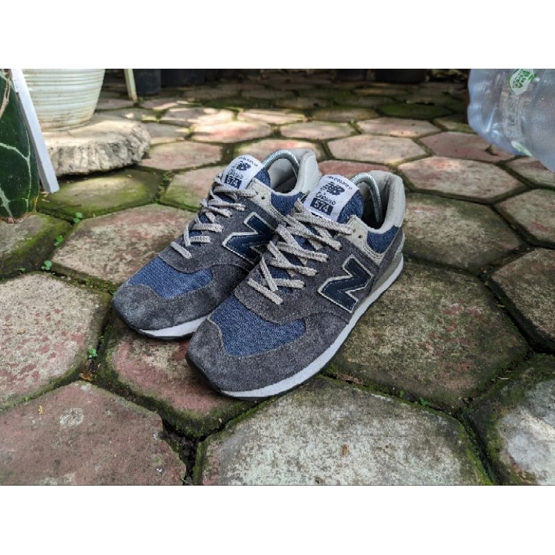 Jual (SECOND) SEPATU NEW BALANCE NB 574 CLASSIC size 42 / 265 MM | Shopee Indonesia