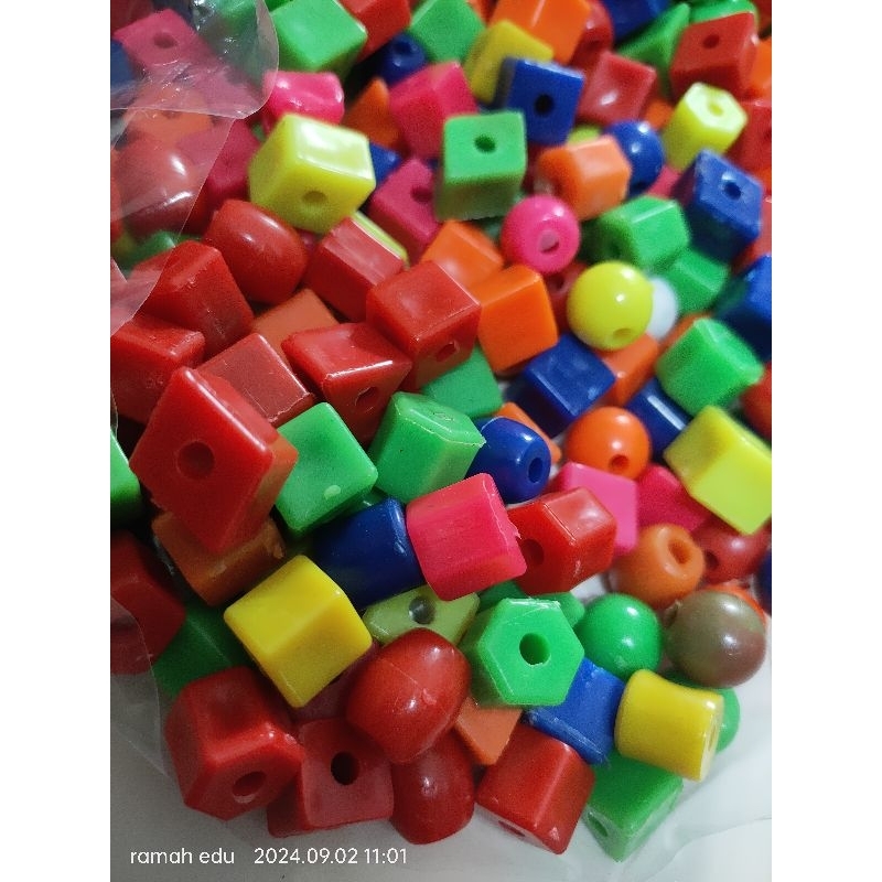 Jual MERONCE GEOMETRI PLASTIK 1KG | Shopee Indonesia