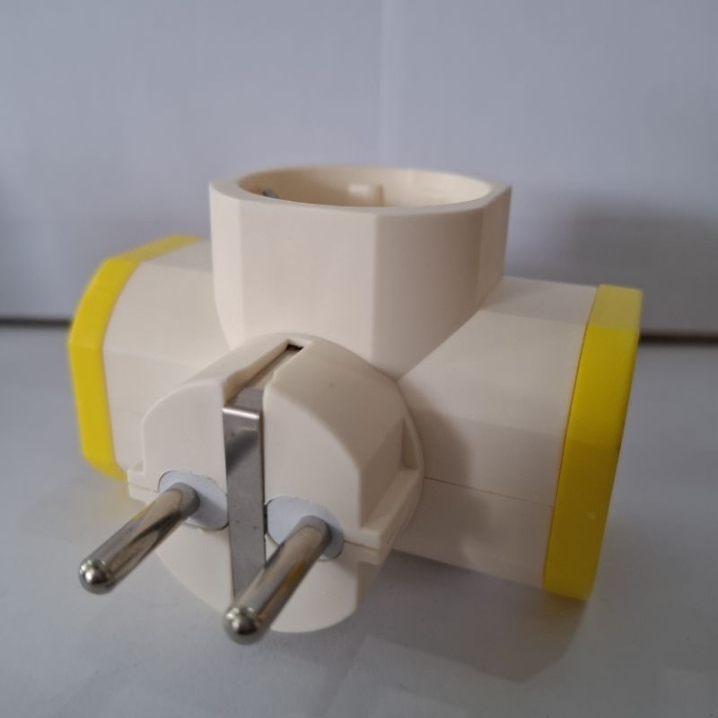 Jual Bright-G T Arde | Steker 3 Lubang|BG-6813|Colokan 3 Lubang|SNI ...