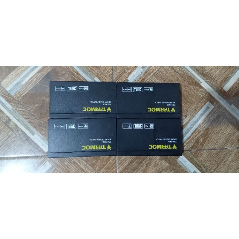 Jual HUB/SWITCH 8 PORT GIGABITE TARMOC BEKAS MIGRASI PLUS ADAPTOR ...
