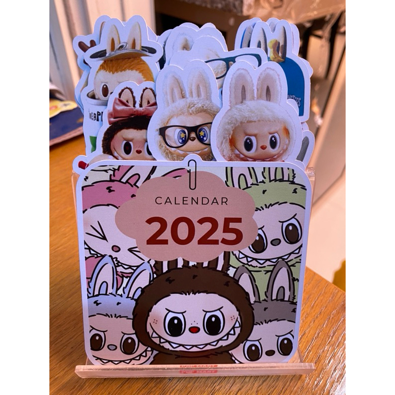 Jual Labubu Calender 2025 / Kalender Meja Mini tema Labubu/Cry Baby ...