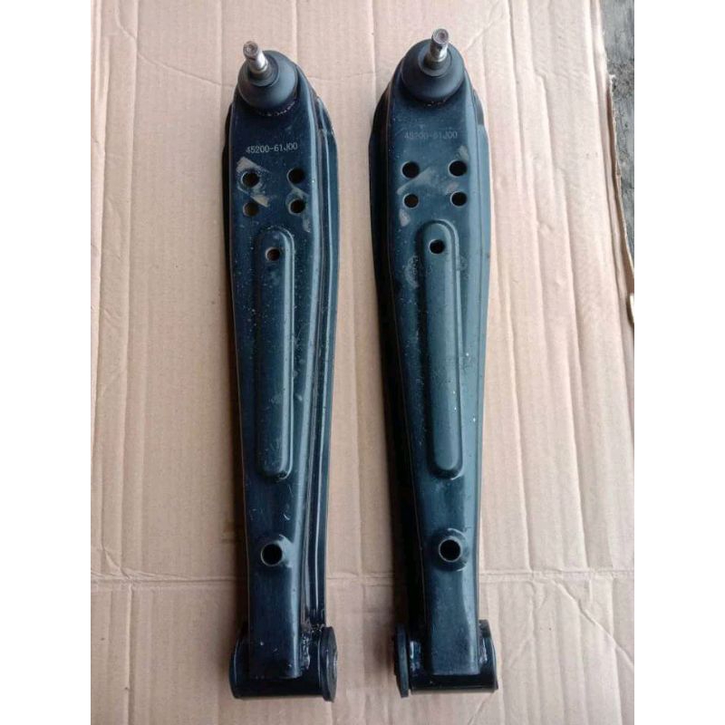 Jual lower Arm Assy SAYAP bawah kiri kanan mobil Suzuki Futura APV ...
