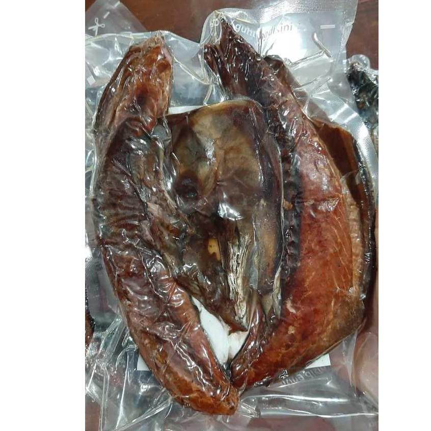 Jual IKAN ASAP CAKALANG | CAKALANG ASAP | CAKALANG FUFU -/+ 500-600 gr ...
