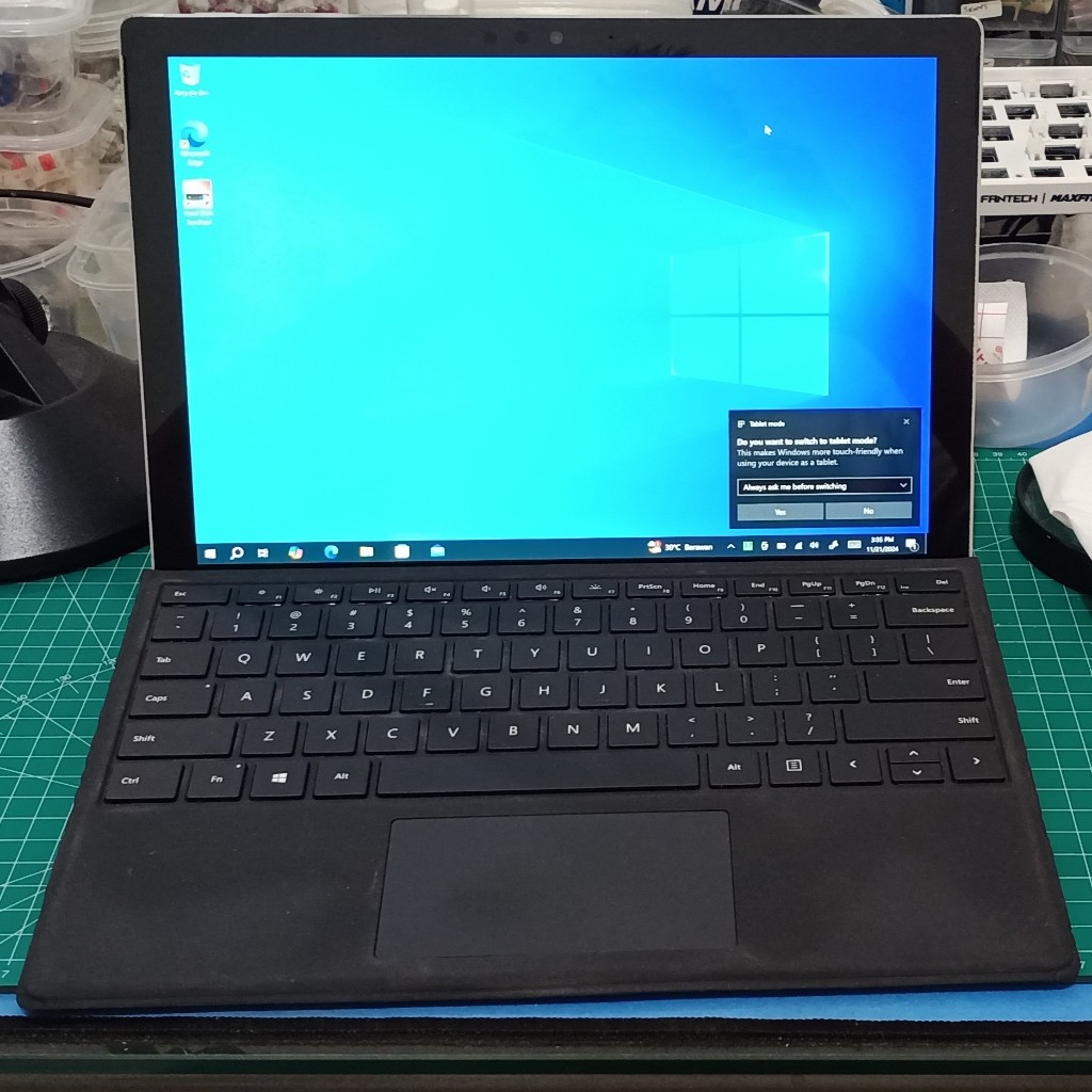 Jual Microsoft Surface Pro Gen 5 Core i5 RAM 8GB SSD 128GB + Microsoft ...