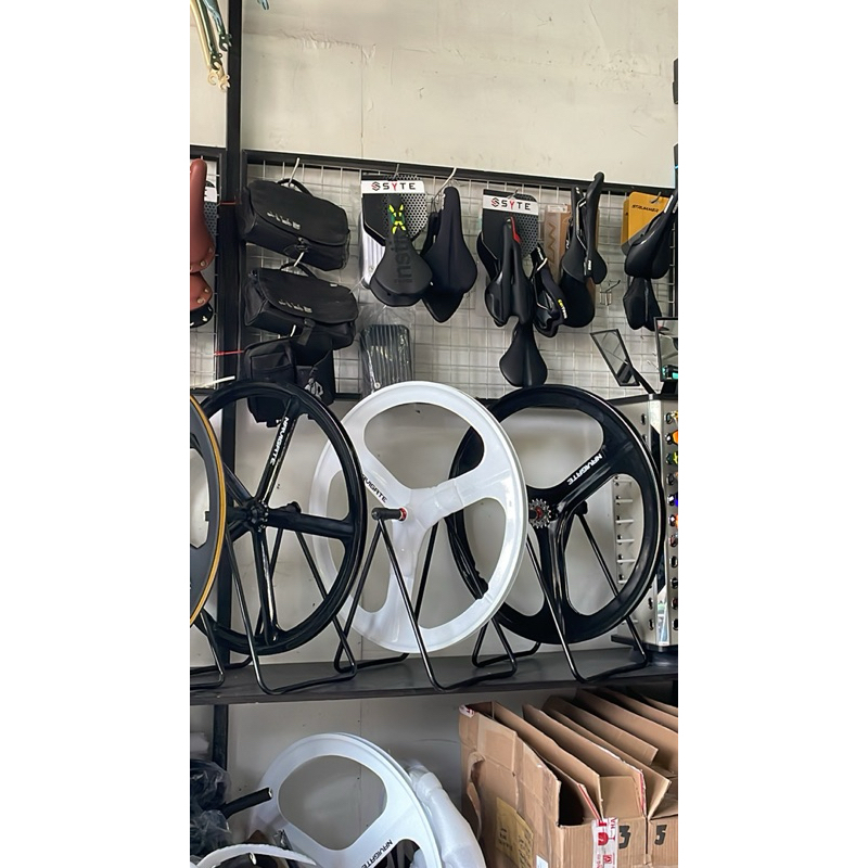 Jual Wheelset Fixie Wheelset Depan Navigate 3 4 dan 5 Spoke Warna Hitam ...