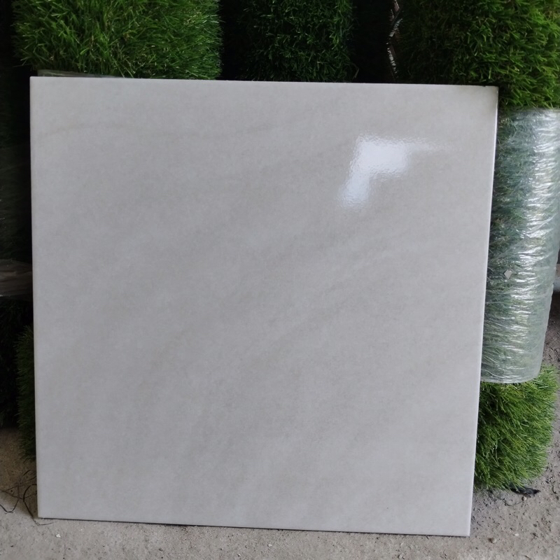 Jual keramik lantai 40x40 (glossy)/ keramik lantai abu motif marmer ...