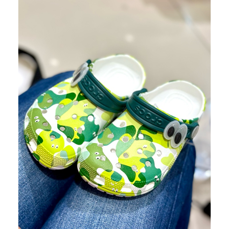 Jual CROCS Classic Slime Monster Glow In The Dark (Eyes) Clog Kids ...