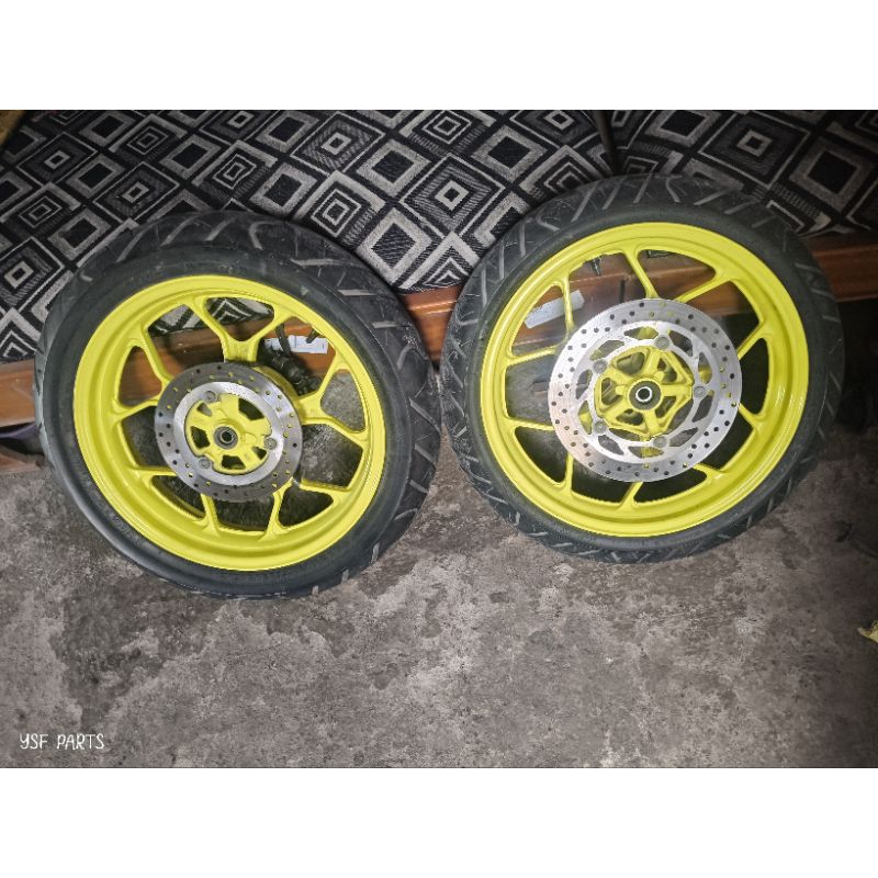 Jual velg MT15 atau XSR original set ban 4,0inc 2,75 inv | Shopee Indonesia