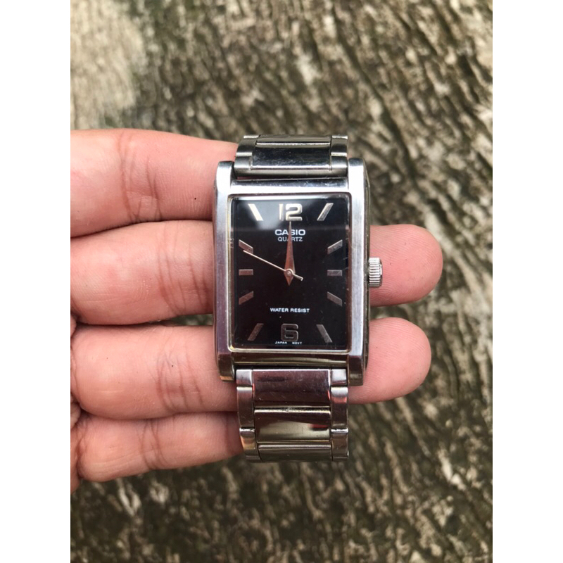 Jual jam casio tank kotak vintage second bekas | Shopee Indonesia