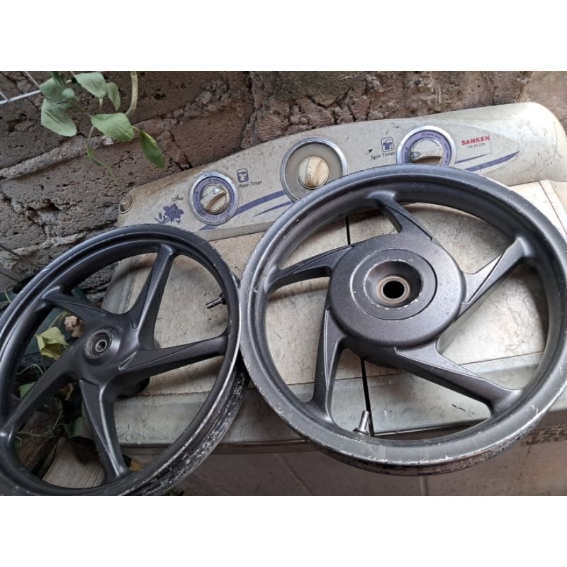 Jual Velg vario 125 vario 150 juga bisa pelek racing palang original ...