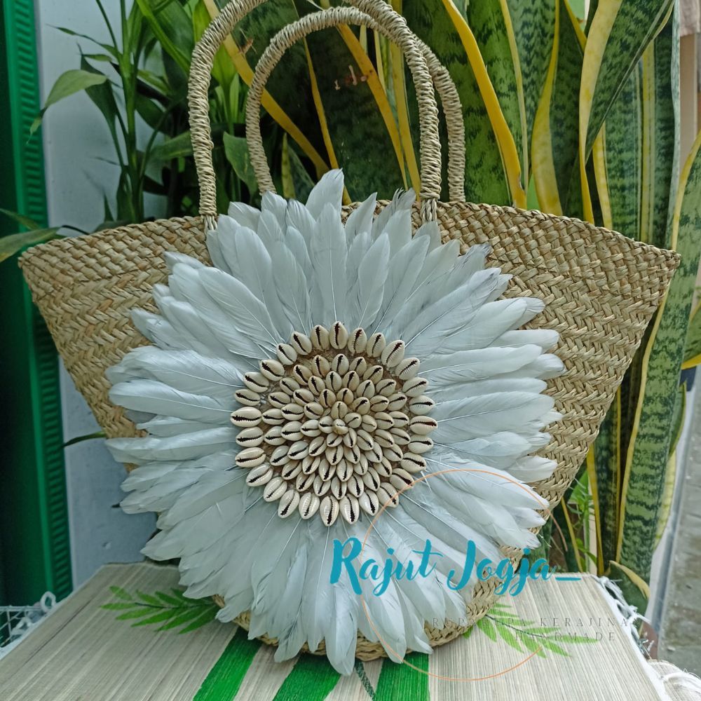 Jual Tas mendong bulu, Tas pantai cantik, Tas anyam Etnik dan unik, Tas ...