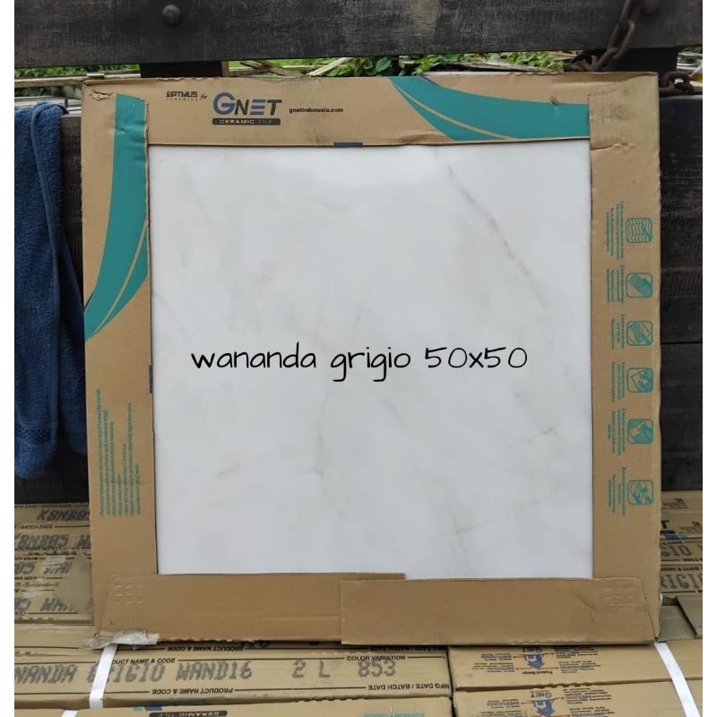 Jual Keramik Lantai 50x50 Wananda Gregio | Shopee Indonesia