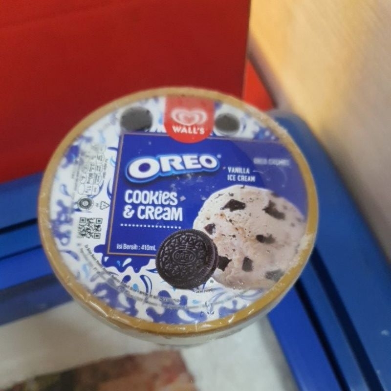 Jual Wall's Oreo Cookies&Cream Vanilla Ice Cream / Silver Queen ...