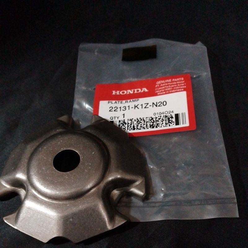 Jual PLATE RAMP/ BESI CAMP PCX K1Z ORIGINAL OEM HONDA | Shopee Indonesia