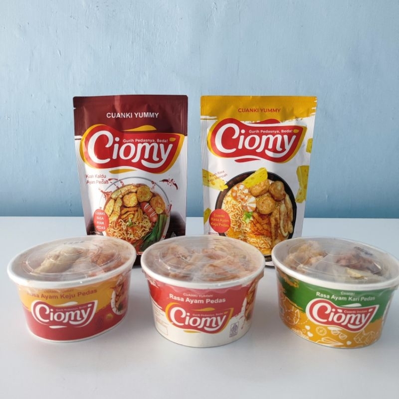 Jual Ciomy Cuanki Yummy Ayam Pedas Ayam Keju Pedas Kari Ayam Pedas ...