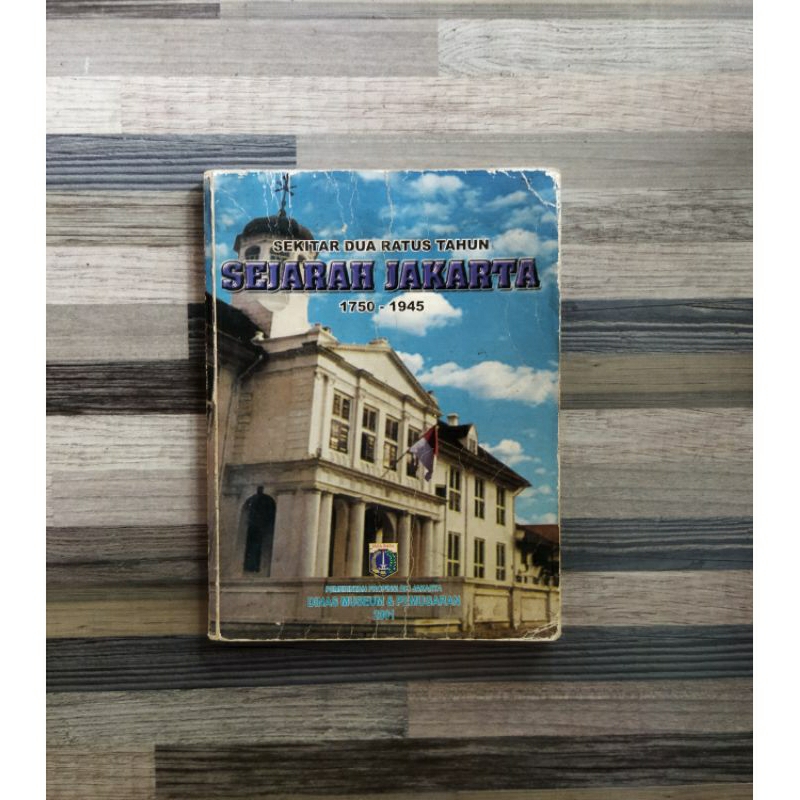 Jual SEKITAR DUA RATUS TAHUN SEJARAH JAKARTA | Shopee Indonesia