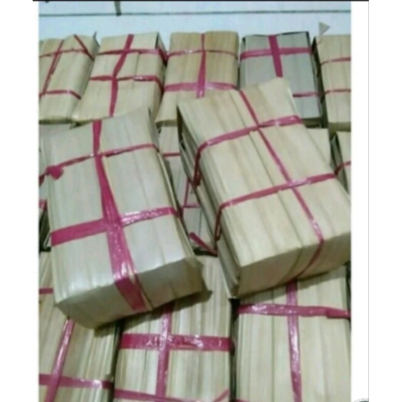 Jual Terasi-Belacan Udang Super Bungkus Daun Asli Pontianak 500gr ...