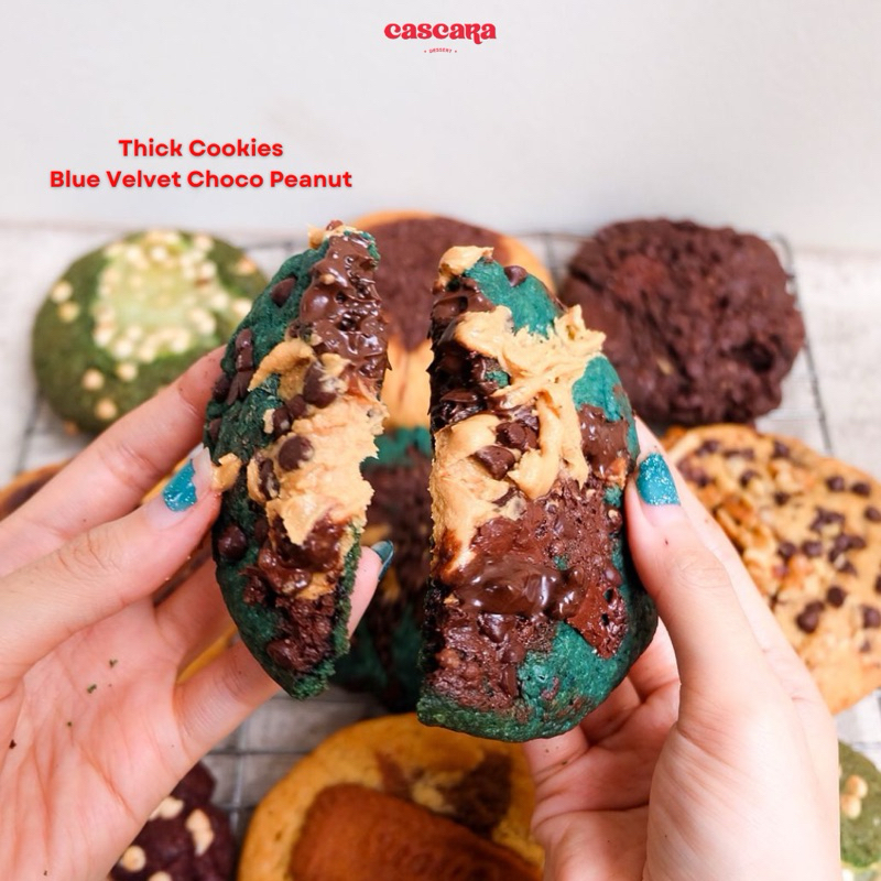 Jual Cascara Cookies - Soft Baked Thick Cookies Blue Velvet Choco ...