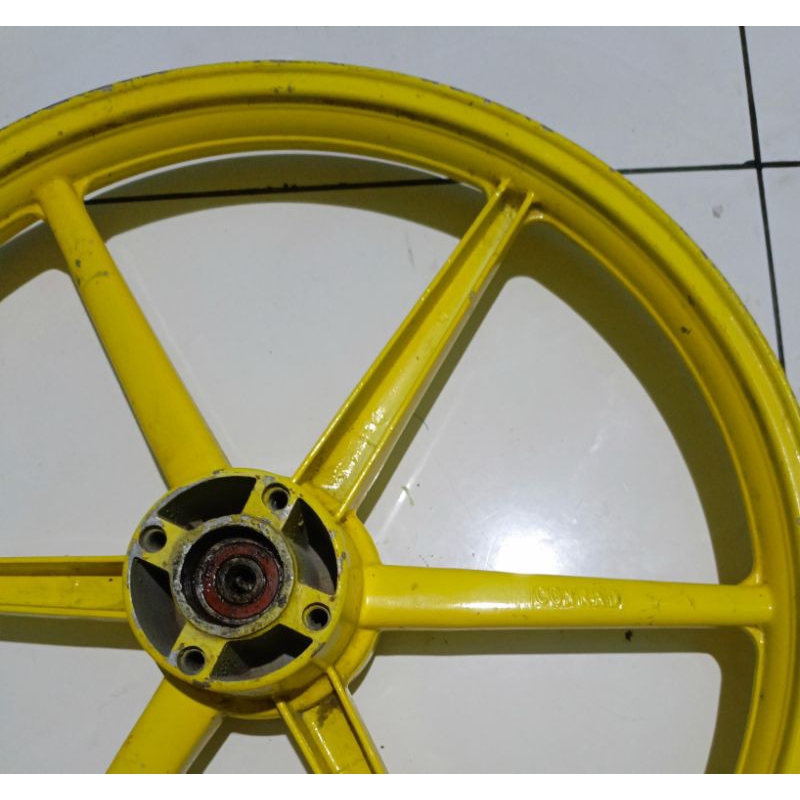 Jual Velg palang depan kuning pnp shogun, fizr, dll | Shopee Indonesia