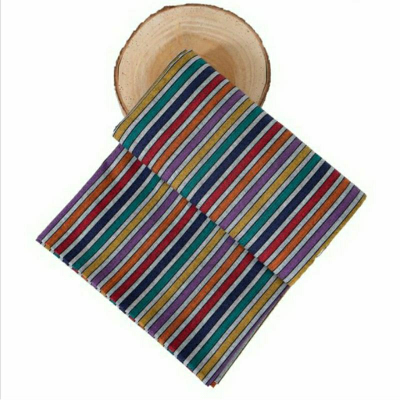 Jual Kain Tenun Lurik Pelangi / Kain Lurik Kluwung / Batik Lurik ...