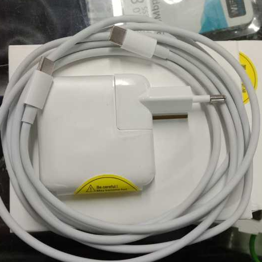 Jual Adaptor/Charger MacBook Air M2 M1 Pro Retina Apple USB Type-C 30W ...