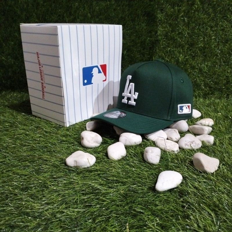 Jual LA Putih Bahan hijau Topi Premium Full Tag MLB | Shopee Indonesia