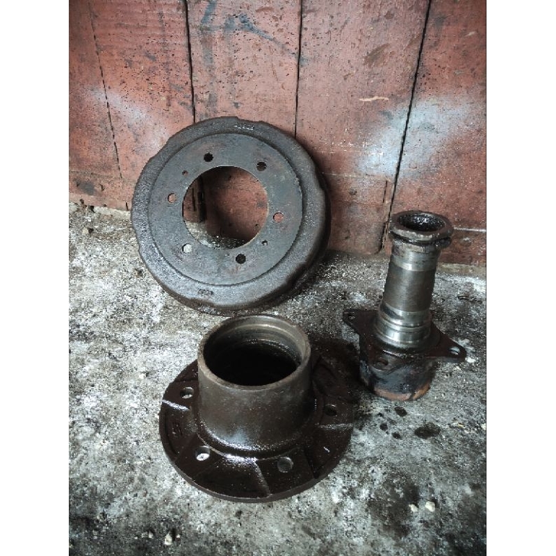 Jual Nub Nap roda engkel bag.belakang Coltdiesel PS100/120/Canter ...