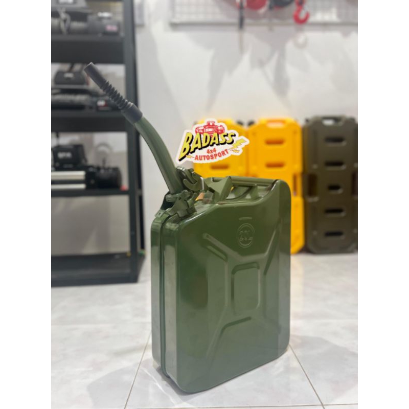 Jual JERIGEN MODEL BESI + CORONG KAPASITAS 20 LITER | Shopee Indonesia