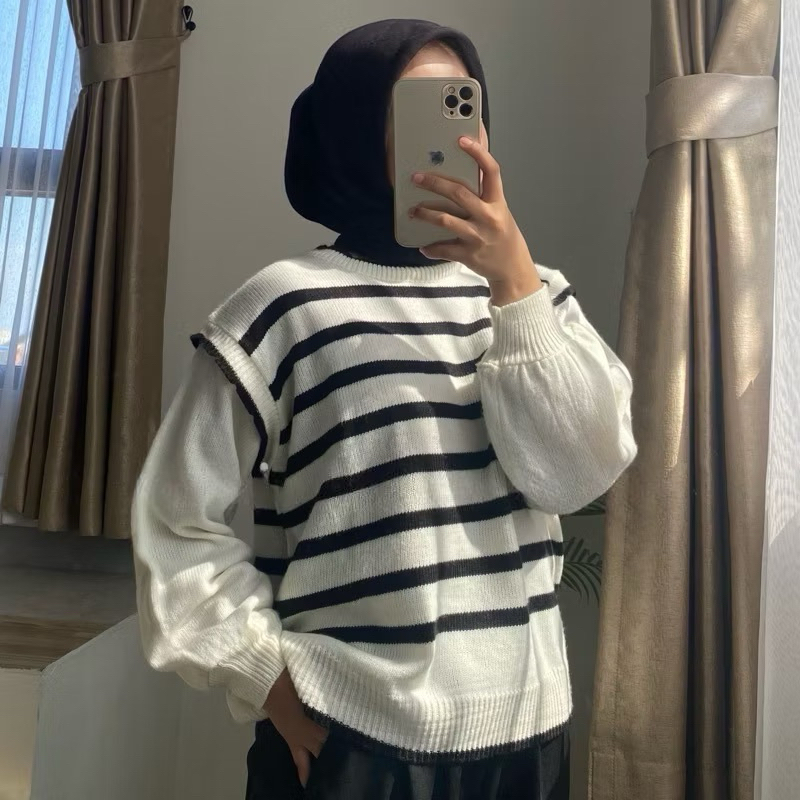 Jual Sweater Rajut Atasan Baju Wanita Rajut Putih Model Stripe tangan ...