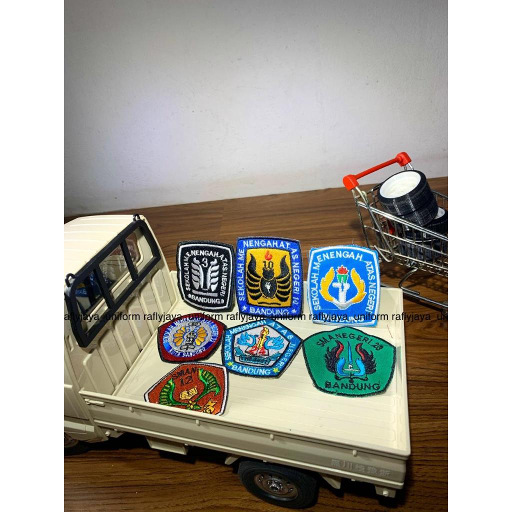 Jual Bet Badge Logo SMA Negeri Kota Bandung - SMAN 3 - SMAN 8 - SMAN 20 ...