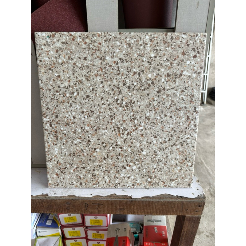 Jual KERAMIK LANTAI GARASI WC ANTI SLIP 40X40 ASIA TILE OMEGA BROWN ...