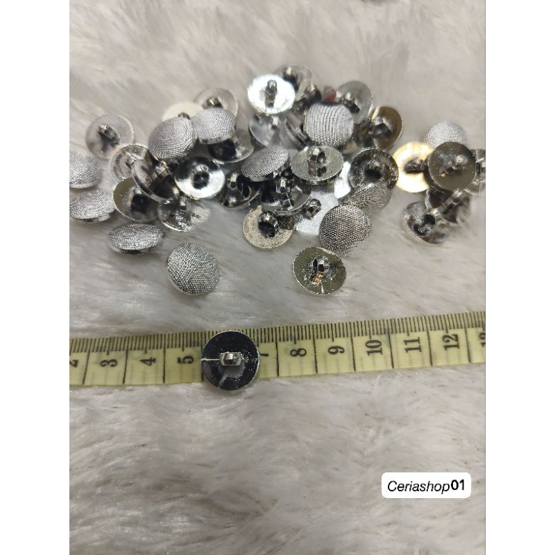 Jual kancing baju warna silver/perak tersedia 2 ukuran (15 mm,20 mm ...