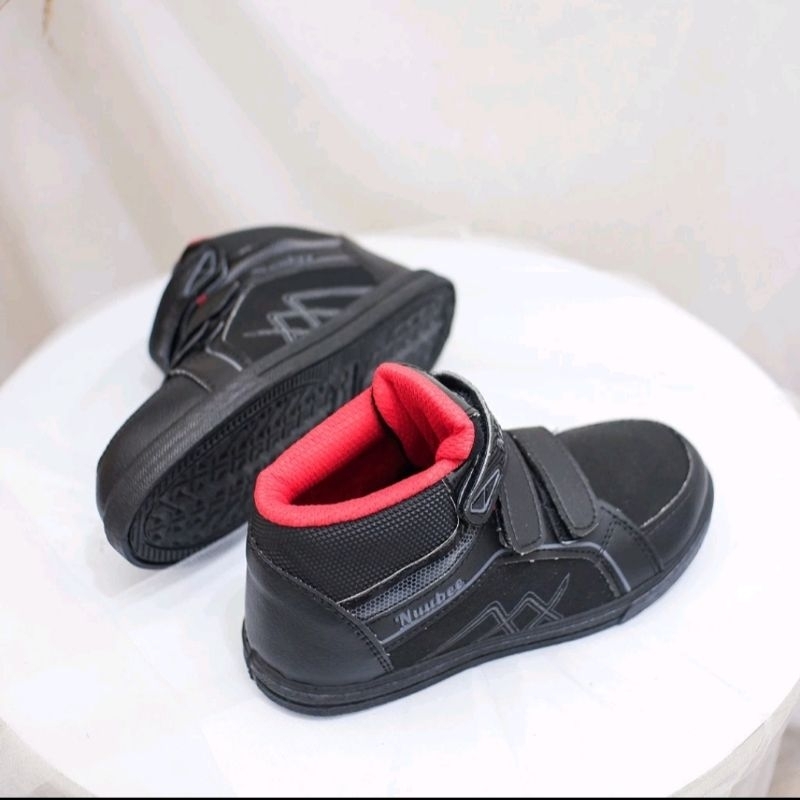 Jual Sepatu sekolah model boot kombinasi merah Sepatu sekolah anak ...