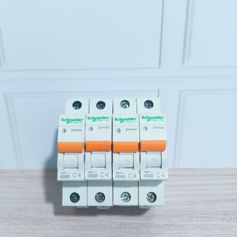 Jual MCB Domae schneider 1phase 2a 4a 6a 10a 16a 20a 25a 32a 40a 50a bisa reques second original ...