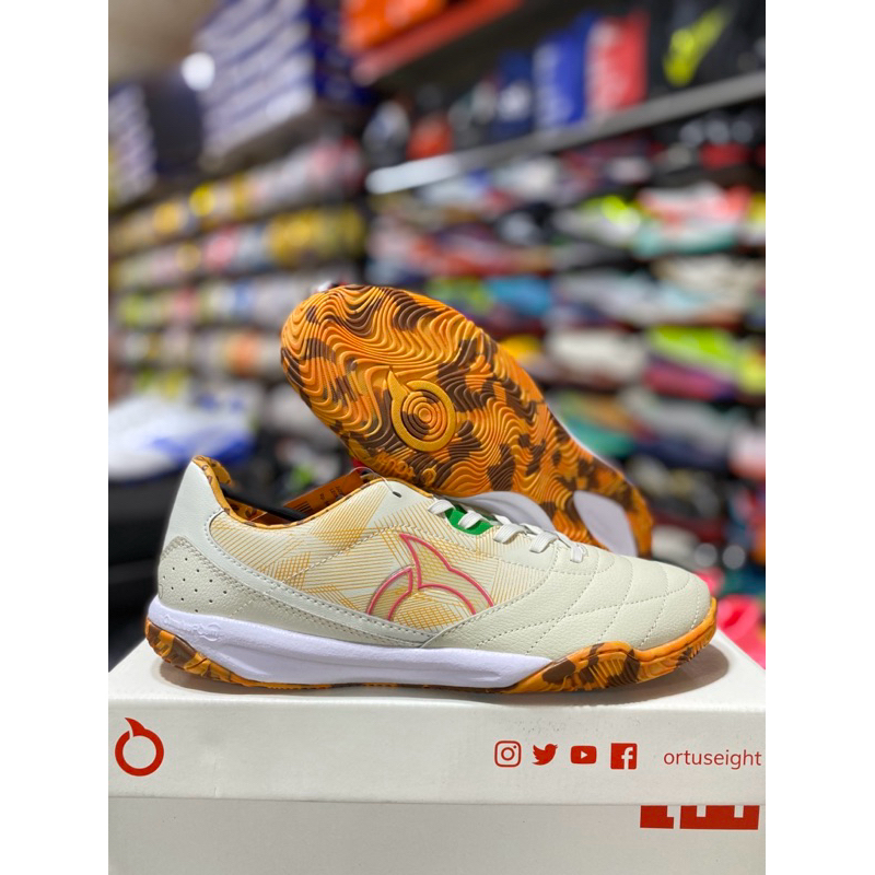 Jual sepatu futsal ortus jogosala pom purist v2 lite leopard camo ...