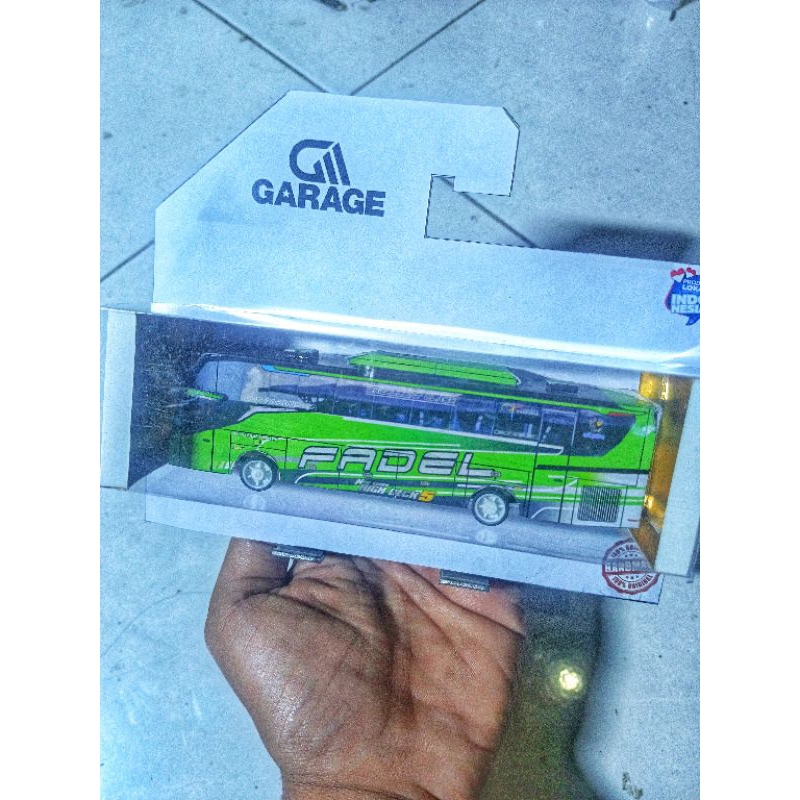 Jual MINIATUR Bus MAUDI JET BUS 5 MSM FADEL Miniatur Bis skala 1/87 ...