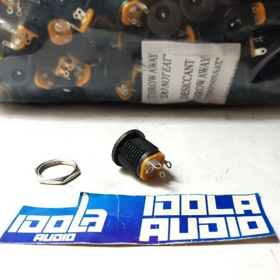 Jual Socket DC 3 Pin Bulat Plastik CP 0115 | Shopee Indonesia