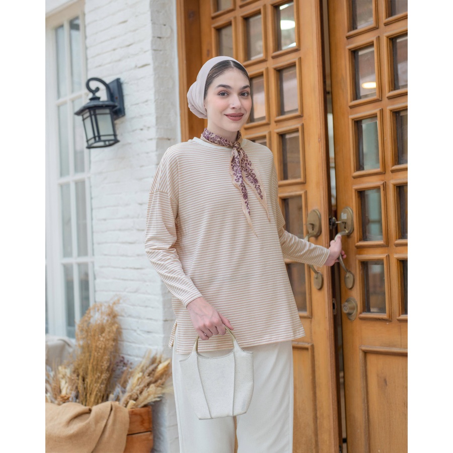 Jual Heaven Lights - Anisha T-Shirt - Atasan Garis Wanita Muslim ...